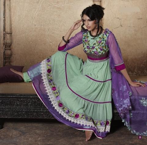 Traditional Indian Clothing – a Must-Have for Festivals | DesiClik.com