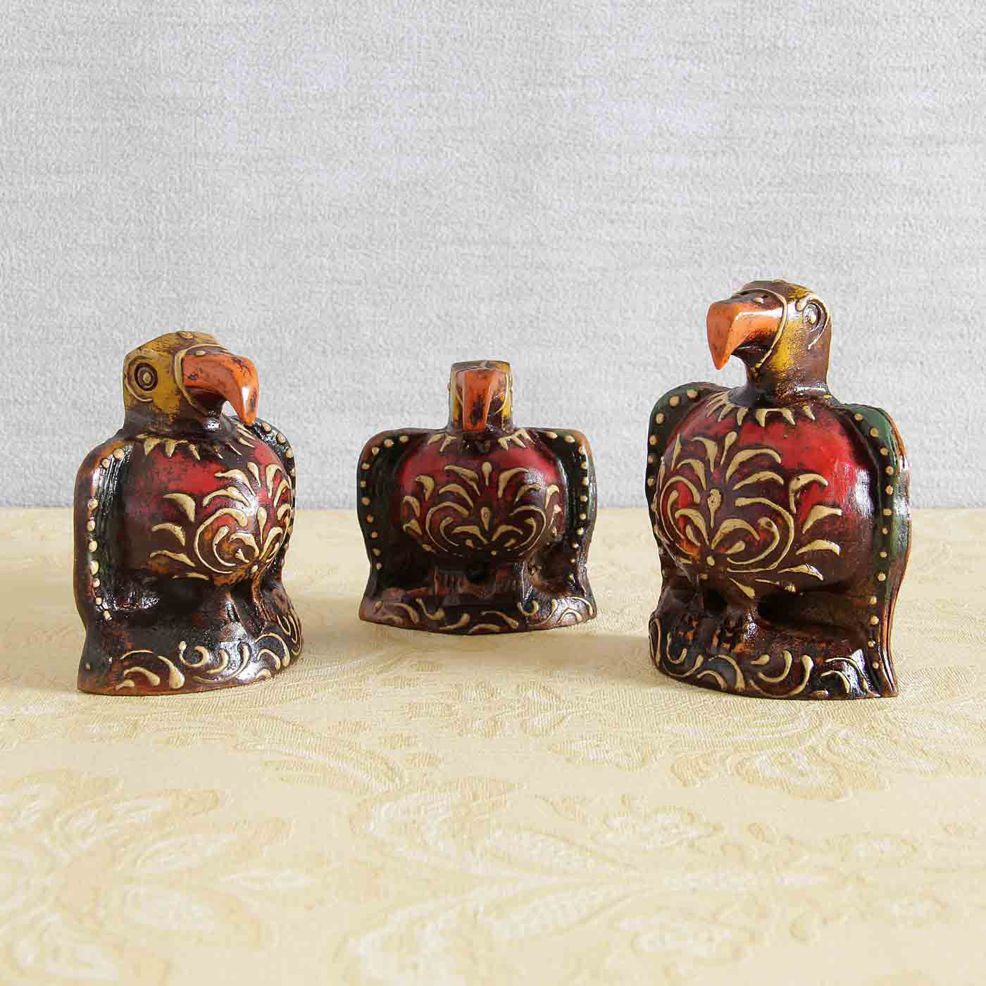 Set Of 3 Multicolored Embossed Painted Wooden Eagles #29702 | DesiClik ...