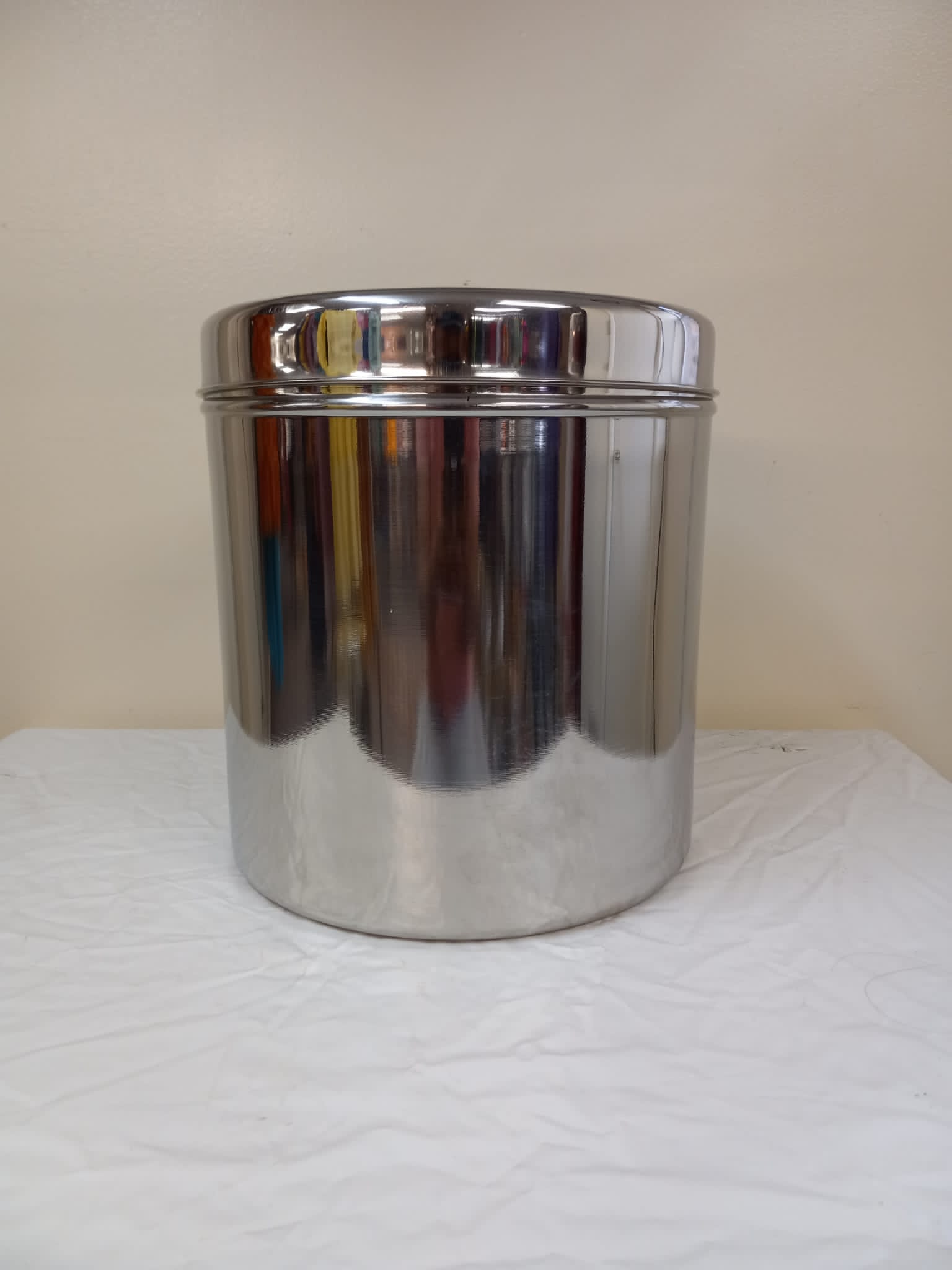S.S. Round Shape Canister (Container/Dabba) w/ Lid For Home Kitchen ...