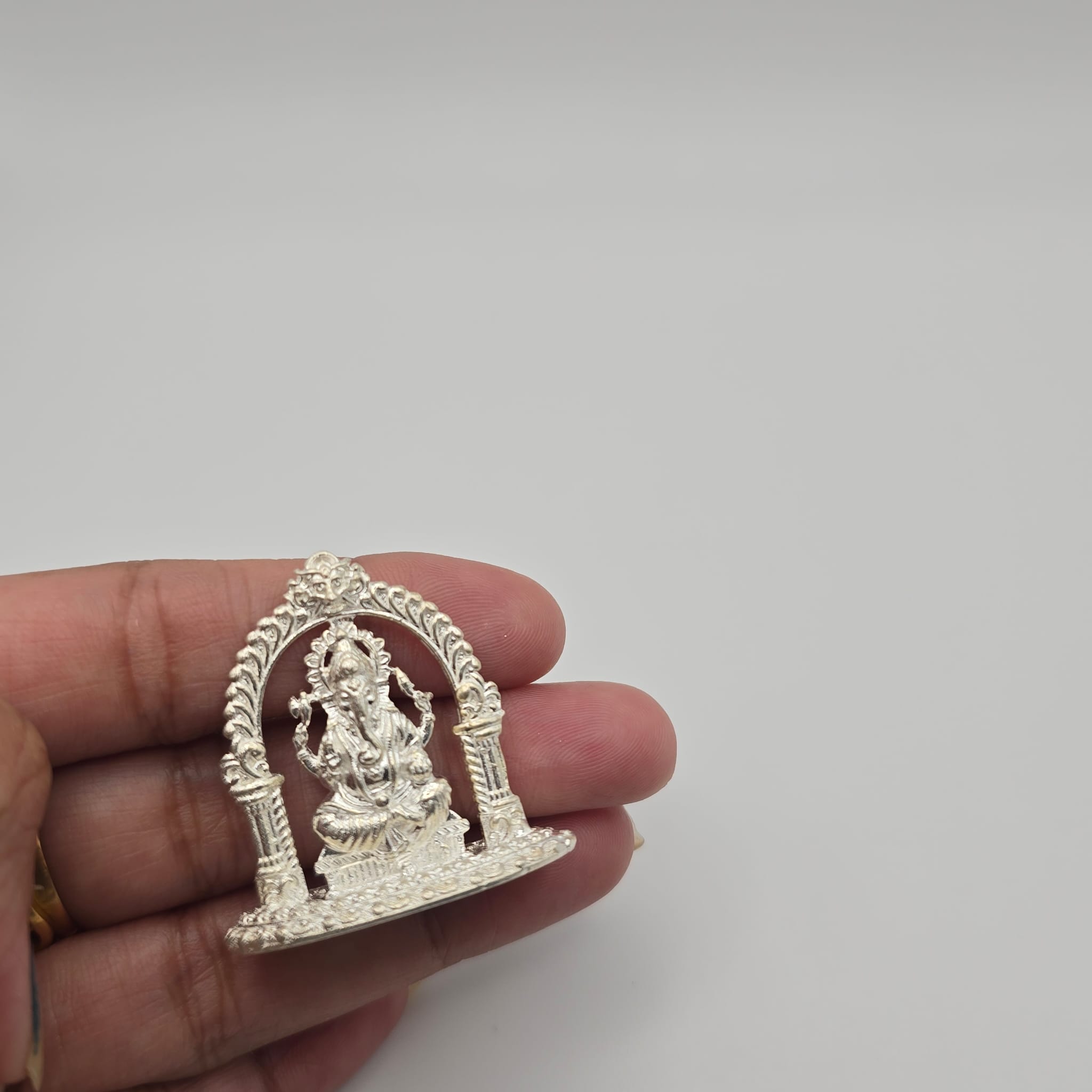 Pure silver statue- Silver solid Lakshmi statue- 925 silver gift items ...