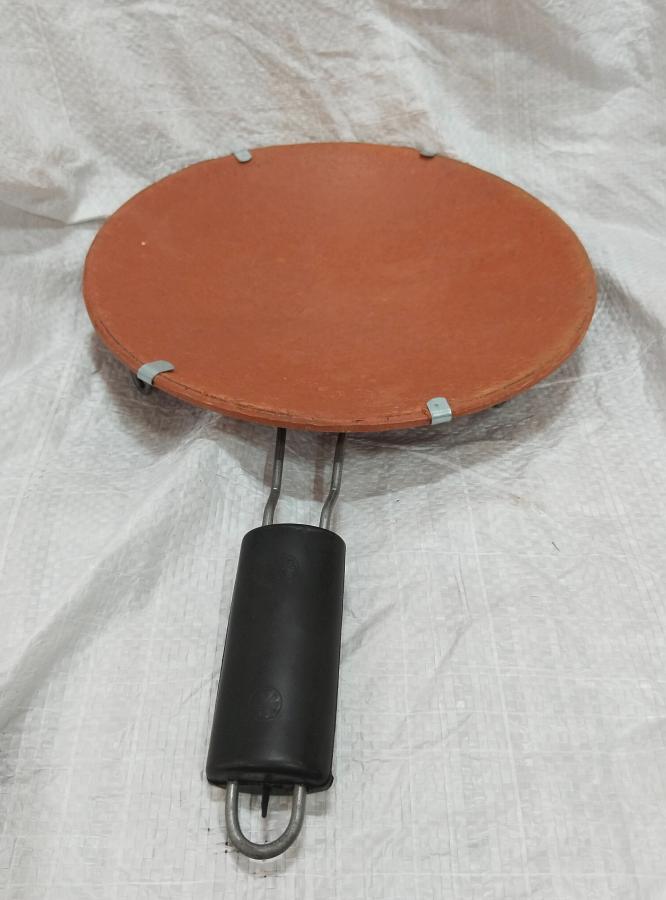 Natural Brown Earthen Clay Tawa W/ Handle - 15" (Tawa-9" Diameter ...