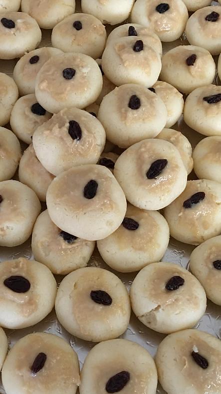 Sweet & Spongy Gopal Bhog (10 oz) #30530 | DesiClik.com, USA