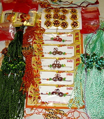 SEND RAKHI IN USA | 2 Rakhi Gift Pack Set with Kumkum & Rice #19752 ...